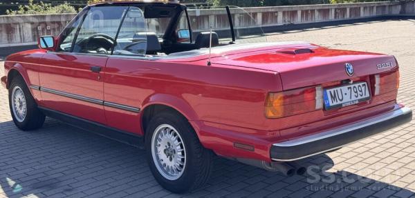 Sarkans BMW 325 1988 Rīga, ar dzinēja tilpumu 2.50 L un nobraukumu 97 tūkst. km par 21500 €, foto 8 vietnē AUTOMOTO.COM.LV