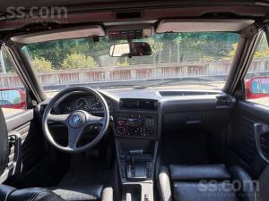 Sarkans BMW 325 1988 Rīga, ar dzinēja tilpumu 2.50 L un nobraukumu 97 tūkst. km par 21500 €, foto 12 vietnē AUTOMOTO.COM.LV