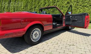 Red BMW 325 1988 in Riga, with an engine capacity of 2.50 L and mileage of 98 thousand km for 17490 €, photo 8 on AUTOMOTO.COM.LV