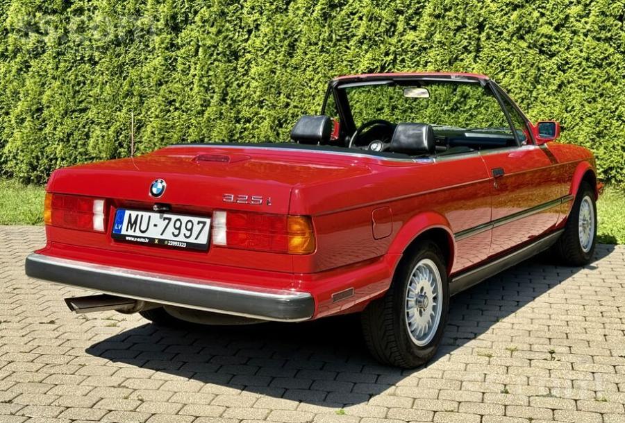 Red BMW 325 1988 in Riga, with an engine capacity of 2.50 L and mileage of 98 thousand km for 17490 €, photo 9 on AUTOMOTO.COM.LV