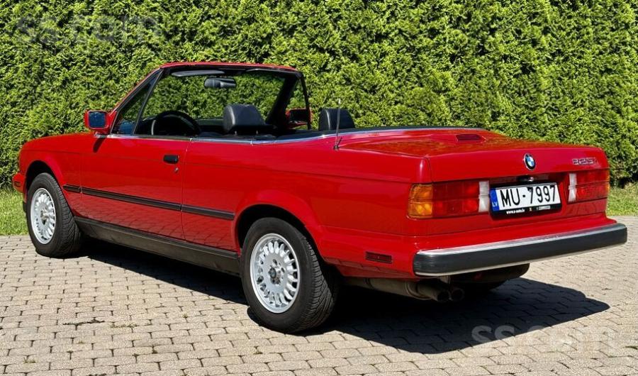 Red BMW 325 1988 in Riga, with an engine capacity of 2.50 L and mileage of 98 thousand km for 17490 €, photo 10 on AUTOMOTO.COM.LV