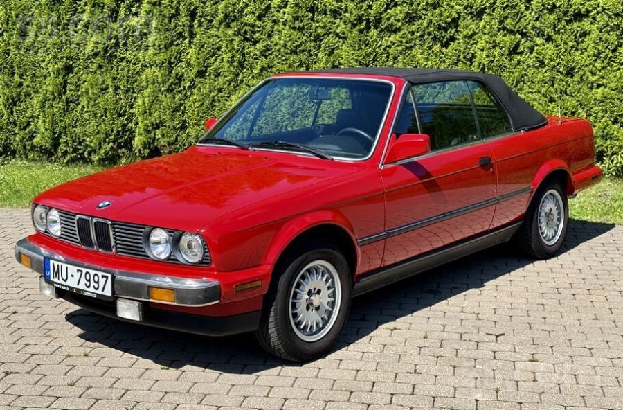 Red BMW 325 1988 in Riga, with an engine capacity of 2.50 L and mileage of 98 thousand km for 17490 €, photo 12 on AUTOMOTO.COM.LV