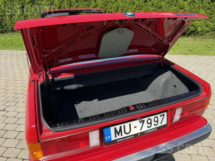 Red BMW 325 1988 in Riga, with an engine capacity of 2.50 L and mileage of 98 thousand km for 17490 €, photo 17 on AUTOMOTO.COM.LV