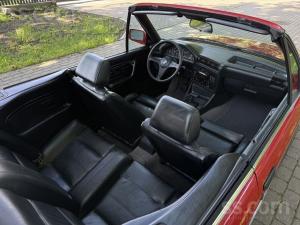 Red BMW 325 1988 in Riga, with an engine capacity of 2.50 L and mileage of 98 thousand km for 17490 €, photo 20 on AUTOMOTO.COM.LV
