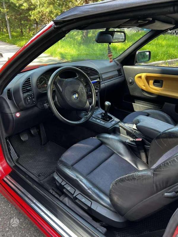Sarkans BMW 325 1994 Viļņa, ar dzinēja tilpumu 2.49 L un nobraukumu 235 tūkst. km par 9500 €, foto 3 vietnē AUTOMOTO.COM.LV