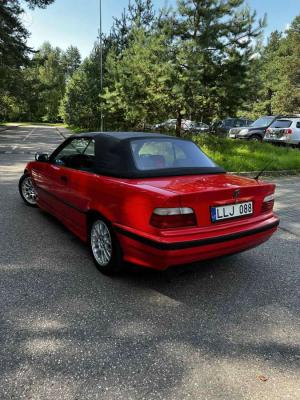 Sarkans BMW 325 1994 Viļņa, ar dzinēja tilpumu 2.49 L un nobraukumu 235 tūkst. km par 9500 €, foto 9 vietnē AUTOMOTO.COM.LV