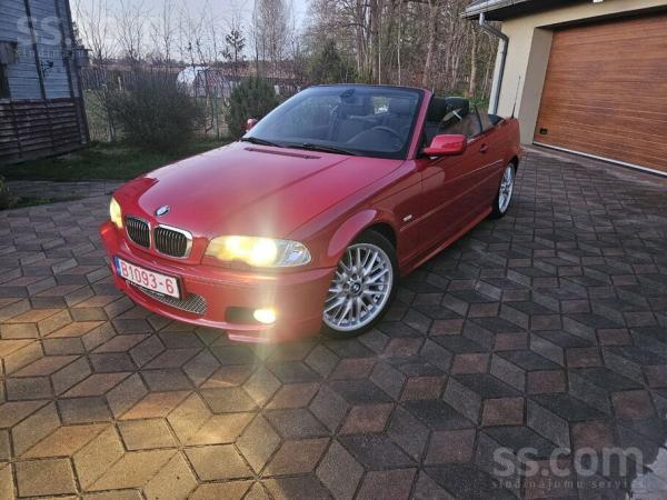 Red BMW 325 2003 in Talsi, with an engine capacity of 2.50 L and mileage of 212 thousand km for 8800 €, photo 7 on AUTOMOTO.COM.LV