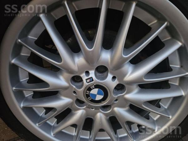 Red BMW 325 2003 in Talsi, with an engine capacity of 2.50 L and mileage of 212 thousand km for 8800 €, photo 9 on AUTOMOTO.COM.LV