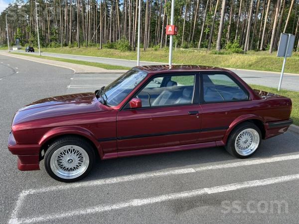 Sarkans BMW 325 1987 Rīga, ar dzinēja tilpumu 2.50 L un nobraukumu 337 tūkst. km par 16000 €, foto 2 vietnē AUTOMOTO.COM.LV
