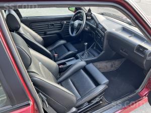 Red BMW 325 1987 in Riga, with an engine capacity of 2.50 L and mileage of 337 thousand km for 16000 €, photo 9 on AUTOMOTO.COM.LV