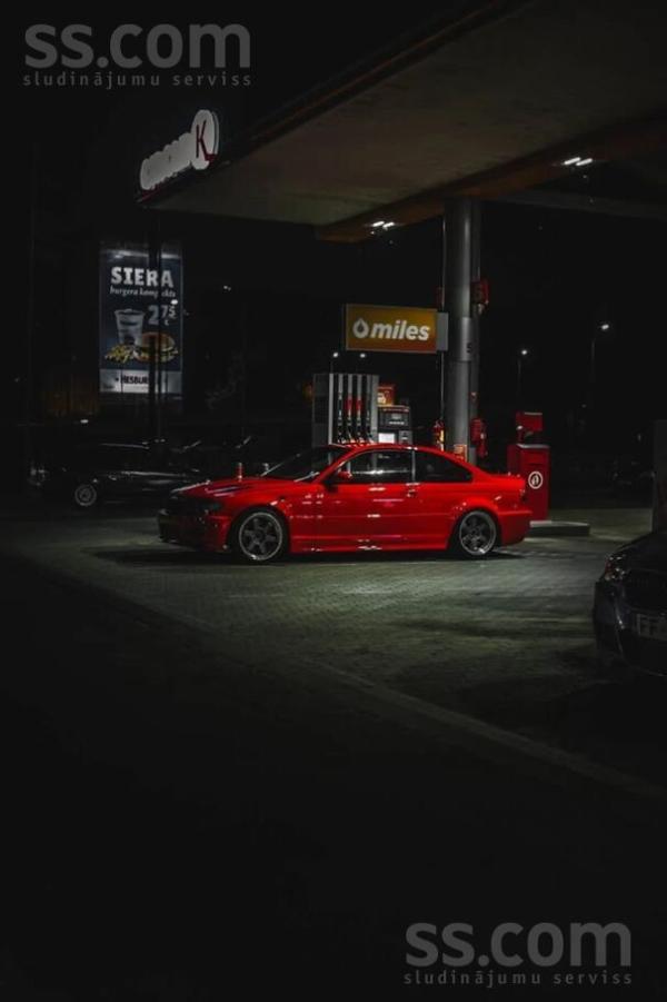 Red BMW 325 2003 in Riga, with an engine capacity of 3.00 L and mileage of 20 thousand km for 7500 €, photo 6 on AUTOMOTO.COM.LV