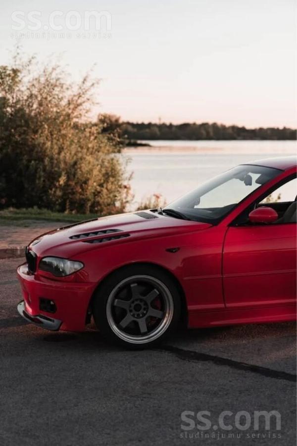 Red BMW 325 2003 in Riga, with an engine capacity of 3.00 L and mileage of 20 thousand km for 7500 €, photo 10 on AUTOMOTO.COM.LV