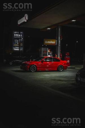 Red BMW 325 2003 in Riga, with an engine capacity of 3.00 L and mileage of 20 thousand km for 7500 €, photo 7 on AUTOMOTO.COM.LV