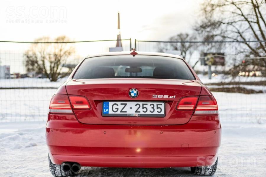 Red BMW 325 2007 in Riga, with an engine capacity of 3.00 L and mileage of 188 thousand km for 7990 €, photo 8 on AUTOMOTO.COM.LV