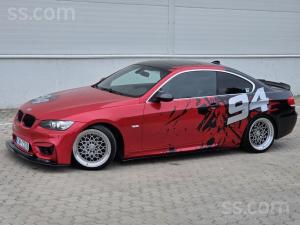 Sarkans BMW 325 2008 Rīga, ar dzinēja tilpumu 3.00 L un nobraukumu 450 tūkst. km par 8390 €, foto 15 vietnē AUTOMOTO.COM.LV