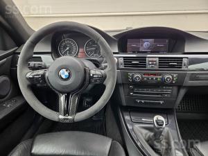 Sarkans BMW 325 2008 Rīga, ar dzinēja tilpumu 3.00 L un nobraukumu 450 tūkst. km par 8390 €, foto 32 vietnē AUTOMOTO.COM.LV