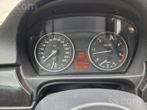 Sarkans BMW 325 2008 Rīga, ar dzinēja tilpumu 3.00 L un nobraukumu 450 tūkst. km par 8390 €, foto 34 vietnē AUTOMOTO.COM.LV