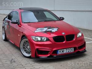 Sarkans BMW 325 2008 Rīga, ar dzinēja tilpumu 3.00 L un nobraukumu 450 tūkst. km par 7990 €, foto 5 vietnē AUTOMOTO.COM.LV