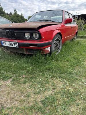 Красный БМВ 325 1990 в Рига, объемом двигателя 2.50 л и пробегом 200 тыс. км за 1750 €, фото  на AUTOMOTO.COM.LV