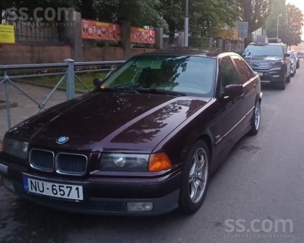 Sarkans BMW 325 1995 Rīga, ar dzinēja tilpumu 2.50 L un nobraukumu 145 tūkst. km par 6850 €, foto 1 vietnē AUTOMOTO.COM.LV