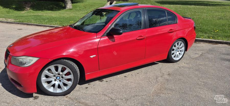 Red BMW 325 2005 in Kaunas, with an engine capacity of 2.50 L and mileage of 313 thousand km for 3300 €, photo 1 on AUTOMOTO.COM.LV