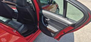 Red BMW 325 2005 in Kaunas, with an engine capacity of 2.50 L and mileage of 313 thousand km for 3300 €, photo 16 on AUTOMOTO.COM.LV