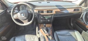 Red BMW 325 2005 in Kaunas, with an engine capacity of 2.50 L and mileage of 313 thousand km for 3300 €, photo 21 on AUTOMOTO.COM.LV