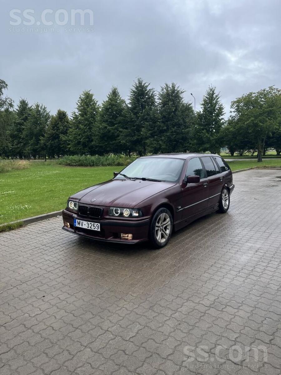Sarkans BMW 325 1998 Liepāja, ar dzinēja tilpumu 2.50 L un nobraukumu 480 tūkst. km par 1800 €, foto 4 vietnē AUTOMOTO.COM.LV
