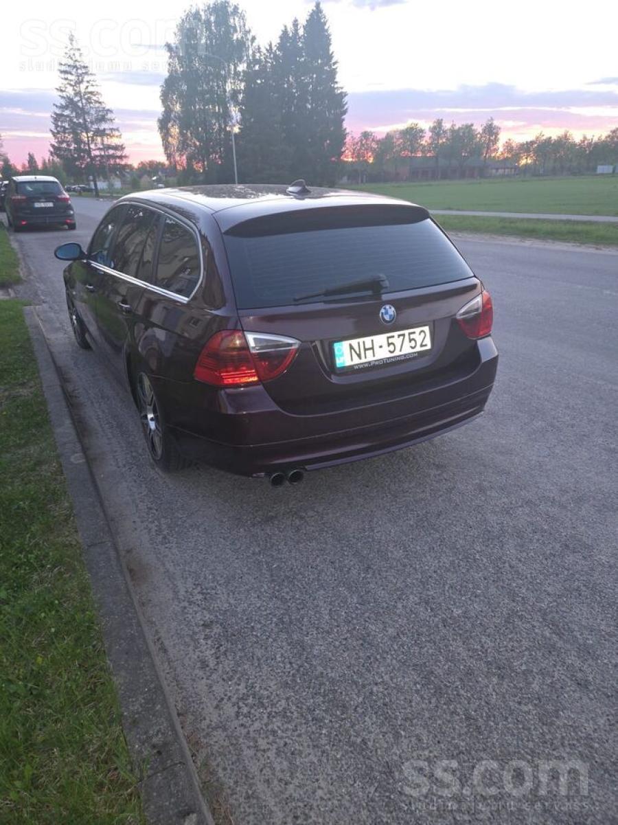 Sarkans BMW 325 2007 Cēsis, ar dzinēja tilpumu 3.00 L un nobraukumu 400 tūkst. km par 3500 €, foto 4 vietnē AUTOMOTO.COM.LV