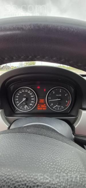 Sarkans BMW 325 2007 Cēsis, ar dzinēja tilpumu 3.00 L un nobraukumu 400 tūkst. km par 3500 €, foto 7 vietnē AUTOMOTO.COM.LV