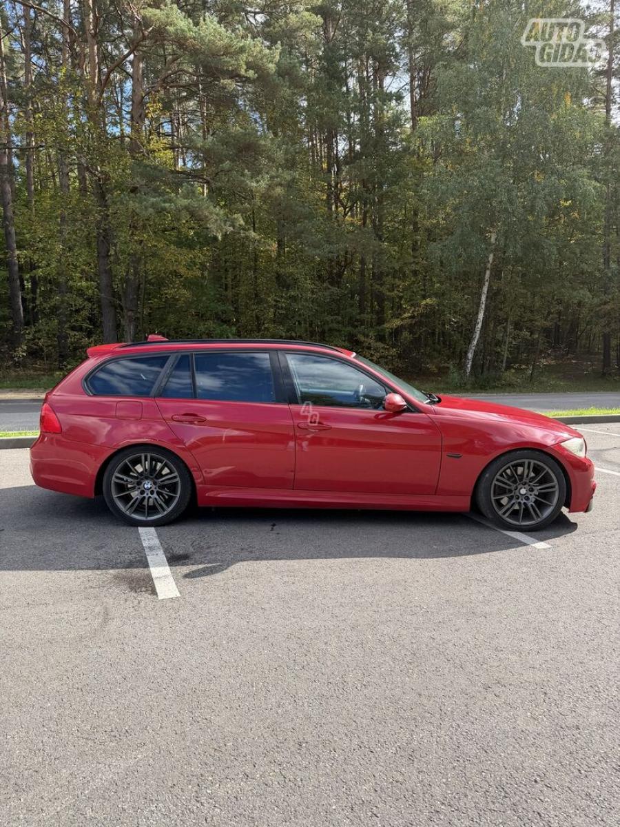 Red BMW 325 2007 in Vilnius, with an engine capacity of 3.00 L and mileage of 365 thousand km for 7200 €, photo 8 on AUTOMOTO.COM.LV
