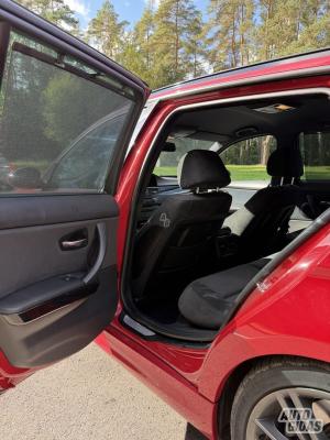 Red BMW 325 2007 in Vilnius, with an engine capacity of 3.00 L and mileage of 365 thousand km for 7200 €, photo 9 on AUTOMOTO.COM.LV