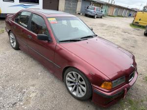 BMW 325 1993 in Kelme, with an engine capacity of 2.50 L and mileage of 200 thousand km for 3900 €, photo  on AUTOMOTO.COM.LV