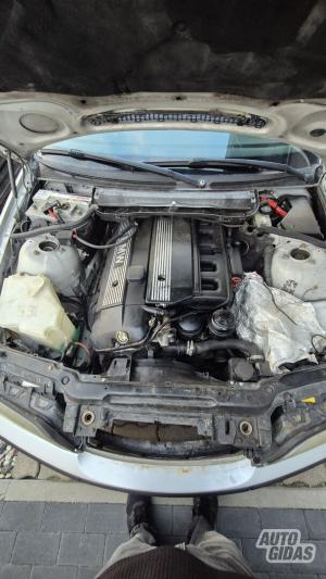 BMW 325 1998 in Siauliai, with an engine capacity of 2.50 L and mileage of 150 thousand km for 2350 €, photo 8 on AUTOMOTO.COM.LV
