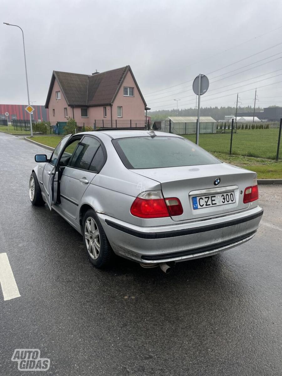 BMW 325 2002 in Kaunas, with an engine capacity of 2.50 L and mileage of 200 thousand km for 2300 €, photo 6 on AUTOMOTO.COM.LV