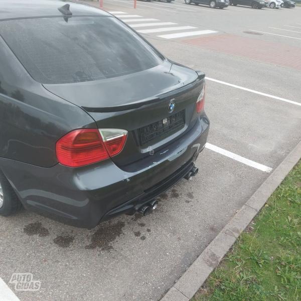 BMW 325 2005 in Kaunas, with an engine capacity of 2.50 L and mileage of 280 thousand km for 1400 €, photo 3 on AUTOMOTO.COM.LV