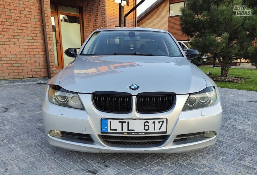 BMW 325 2005 Kauņa, ar dzinēja tilpumu 2.50 L un nobraukumu 298 tūkst. km par 3500 €, foto 4 vietnē AUTOMOTO.COM.LV