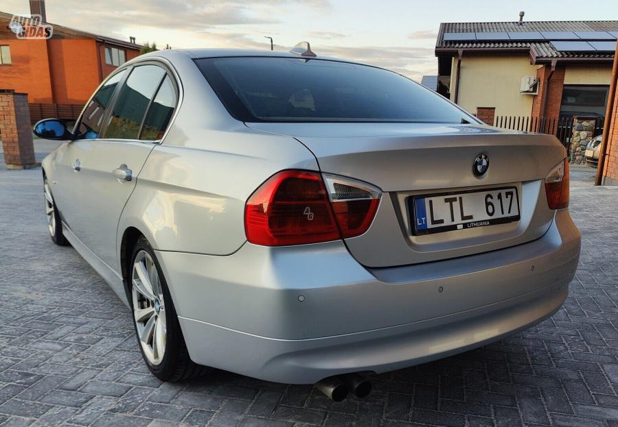 BMW 325 2005 Kauņa, ar dzinēja tilpumu 2.50 L un nobraukumu 298 tūkst. km par 3500 €, foto 9 vietnē AUTOMOTO.COM.LV