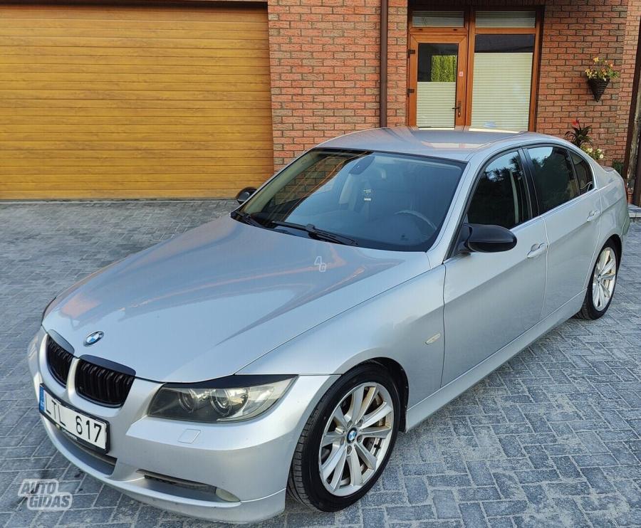 BMW 325 2005 Kauņa, ar dzinēja tilpumu 2.50 L un nobraukumu 298 tūkst. km par 3500 €, foto 11 vietnē AUTOMOTO.COM.LV