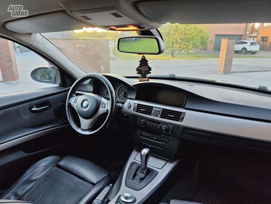 BMW 325 2005 Kauņa, ar dzinēja tilpumu 2.50 L un nobraukumu 298 tūkst. km par 3500 €, foto 15 vietnē AUTOMOTO.COM.LV