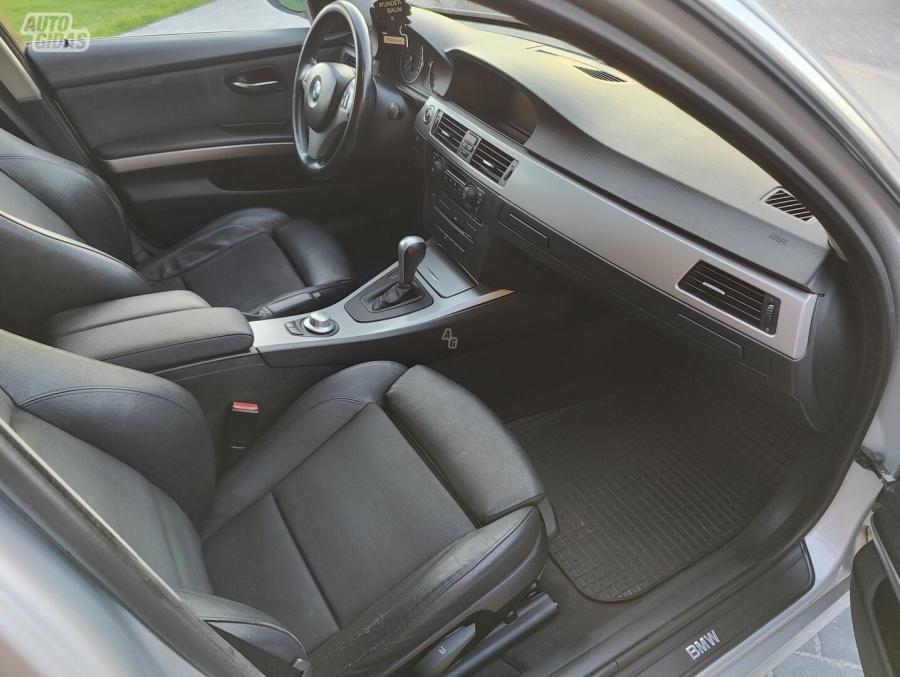 BMW 325 2005 Kauņa, ar dzinēja tilpumu 2.50 L un nobraukumu 298 tūkst. km par 3500 €, foto 17 vietnē AUTOMOTO.COM.LV