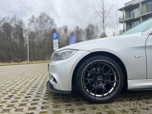 BMW 325 2006 Ogre, ar dzinēja tilpumu 2.50 L un nobraukumu 270 tūkst. km par 5500 €, foto 13 vietnē AUTOMOTO.COM.LV
