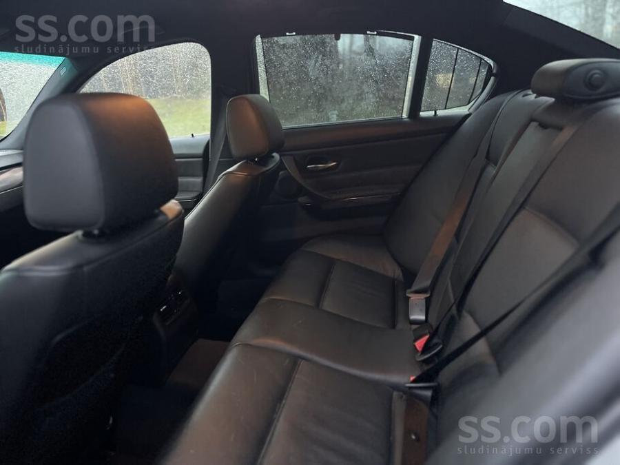 BMW 325 2006 Ogre, ar dzinēja tilpumu 2.50 L un nobraukumu 270 tūkst. km par 5500 €, foto 22 vietnē AUTOMOTO.COM.LV
