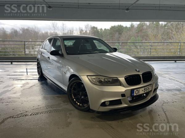 BMW 325 2006 in Ogre, with an engine capacity of 2.50 L and mileage of 270 thousand km for 5200 €, photo 3 on AUTOMOTO.COM.LV