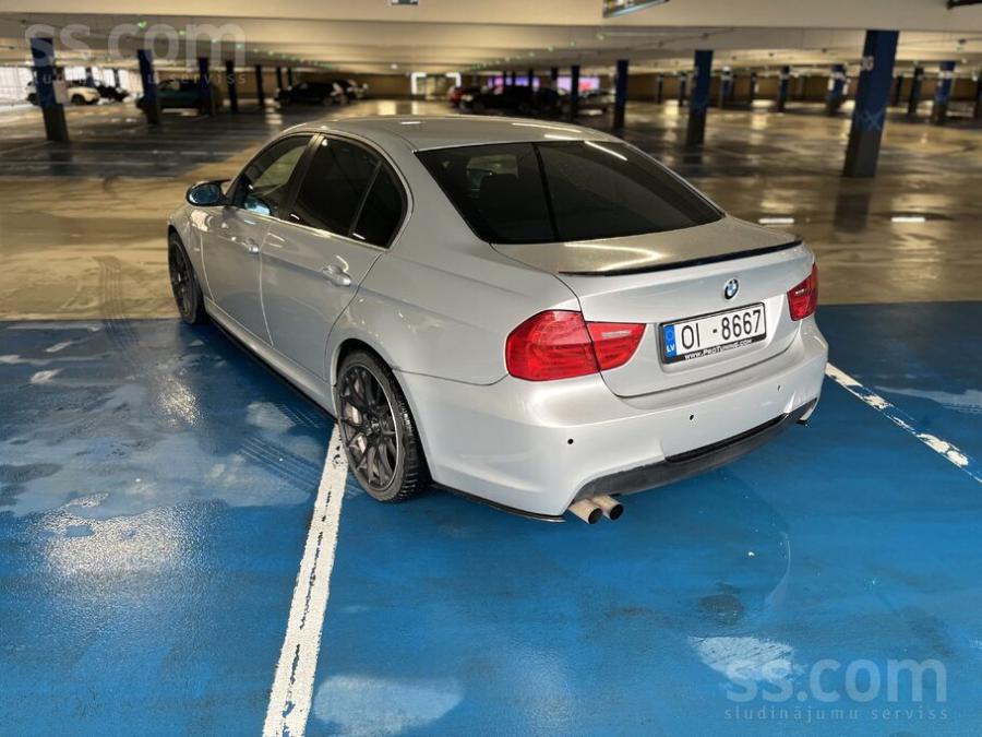 BMW 325 2006 in Ogre, with an engine capacity of 2.50 L and mileage of 270 thousand km for 5200 €, photo 8 on AUTOMOTO.COM.LV