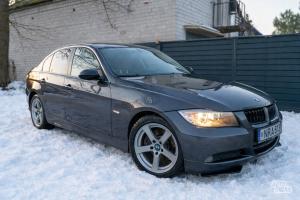 BMW 325 2006 in Kaunas, with an engine capacity of 3.00 L and mileage of 355 thousand km for 4950 €, photo 12 on AUTOMOTO.COM.LV