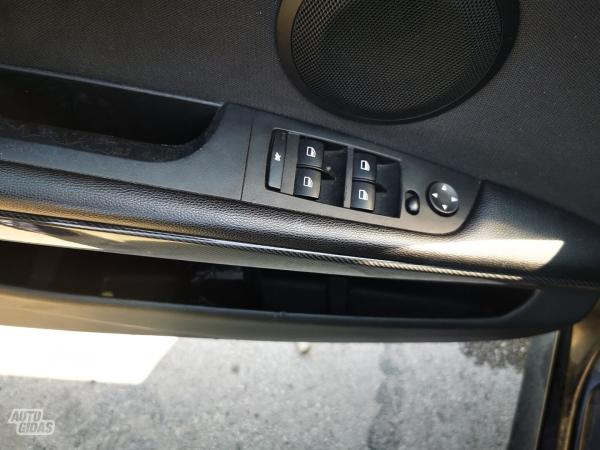 BMW 325 2006 in Siauliai, with an engine capacity of 2.50 L and mileage of 221 thousand km for 3200 €, photo 9 on AUTOMOTO.COM.LV