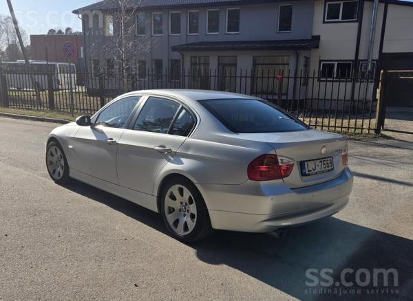 BMW 325 2006 Rīga, ar dzinēja tilpumu 2.50 L un nobraukumu 215 tūkst. km par 3998 €, foto 2 vietnē AUTOMOTO.COM.LV
