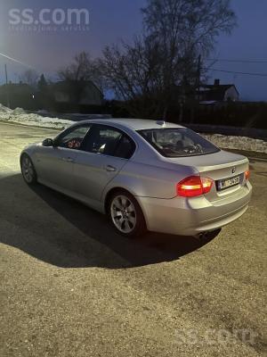 BMW 325 2007 in Bauska, with an engine capacity of 3.00 L and mileage of 281 thousand km for 4500 €, photo 5 on AUTOMOTO.COM.LV