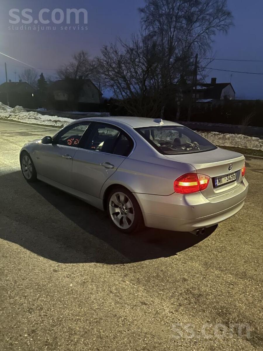 BMW 325 2007 in Bauska, with an engine capacity of 3.00 L and mileage of 281 thousand km for 4500 €, photo 5 on AUTOMOTO.COM.LV